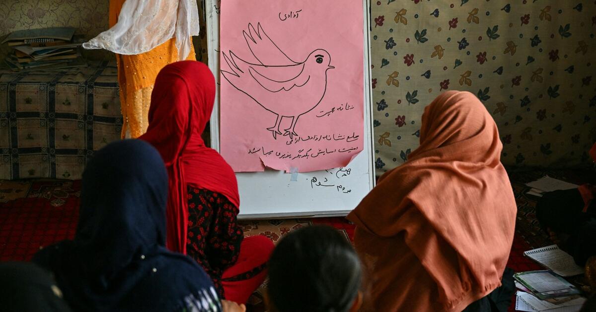 Wegen Taliban: Mädchen in Afghanistan lernen in geheimen Schulen | GMX.CH