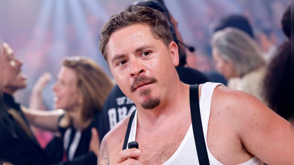 So viel Gewicht hat Gustav Schäfer bei "Let's Dance" verloren | GMX.CH